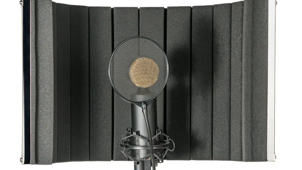 Best Mic Isolation Shields reviewed: Budget to Professional Studio