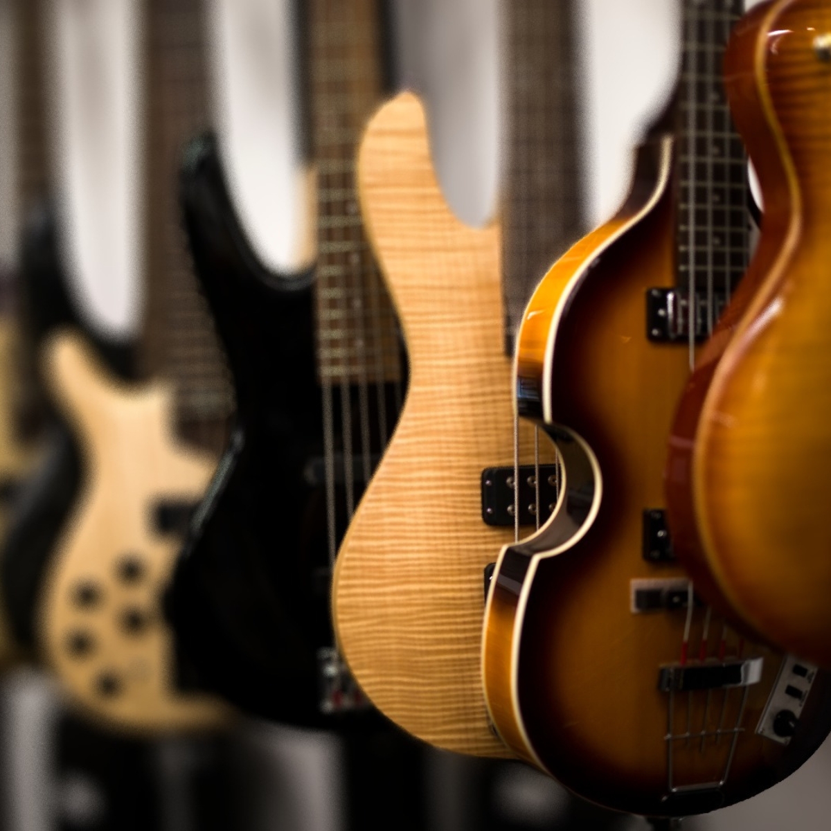 Nitrocellulose As A Guitar Finish: Should You Use It?