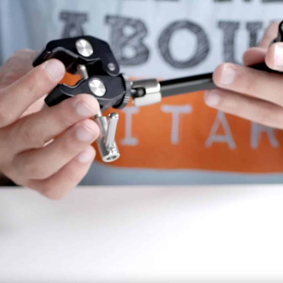 SmallRig 1/4" and 3/8" Thread Desk Clamp Review